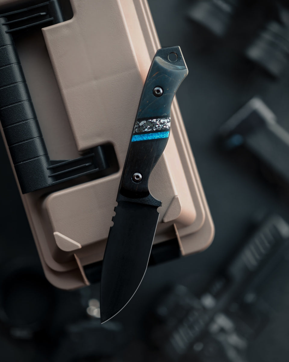 Custom Sentinel Camper – Stand Watch Knives